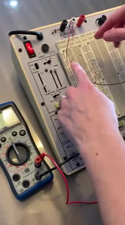 Lab10.4 - Measuring Current
