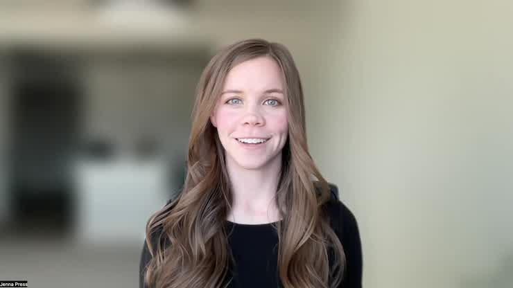 Jenna Intro for Comm Class