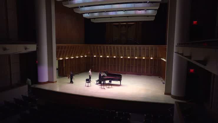 Wenting Wu, piano