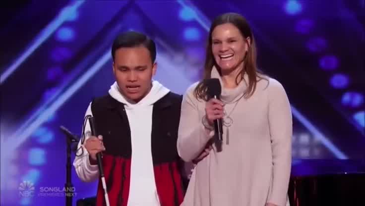 Kodi Lee Blind Autistic Singer WOWS And Gets GOLDEN BUZZER! America's ...