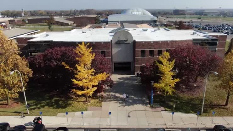 Schoolcraft College Campus Tour Video