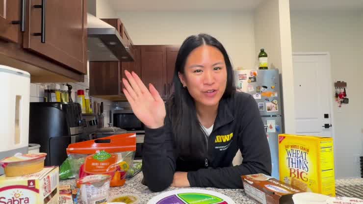 Tips on Packing a Balanced Lunch Video