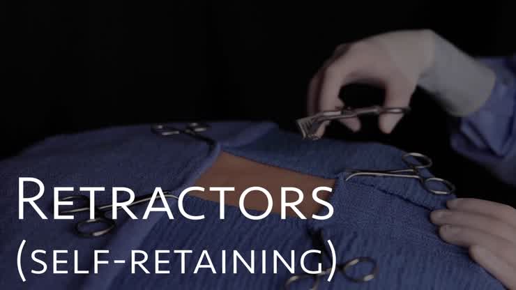 Retractors - self-retaining