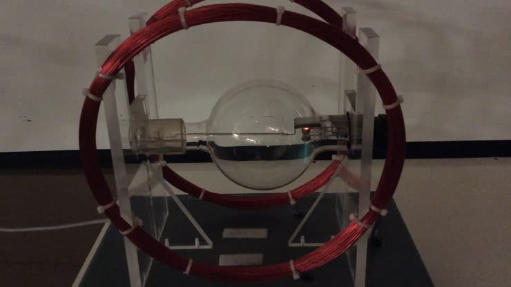 5H30.21 - e over m - Free Electron Beam